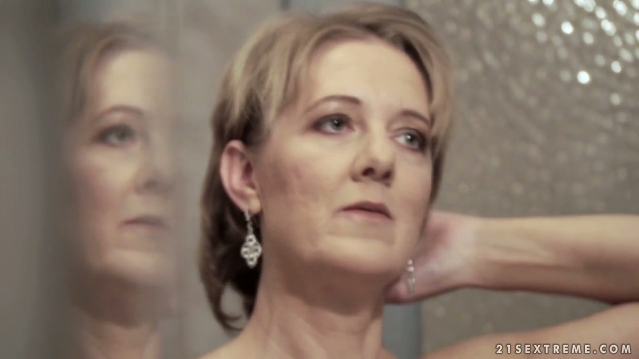 Mature Meryl Prepares Herself Well For Sex With A Young Guy