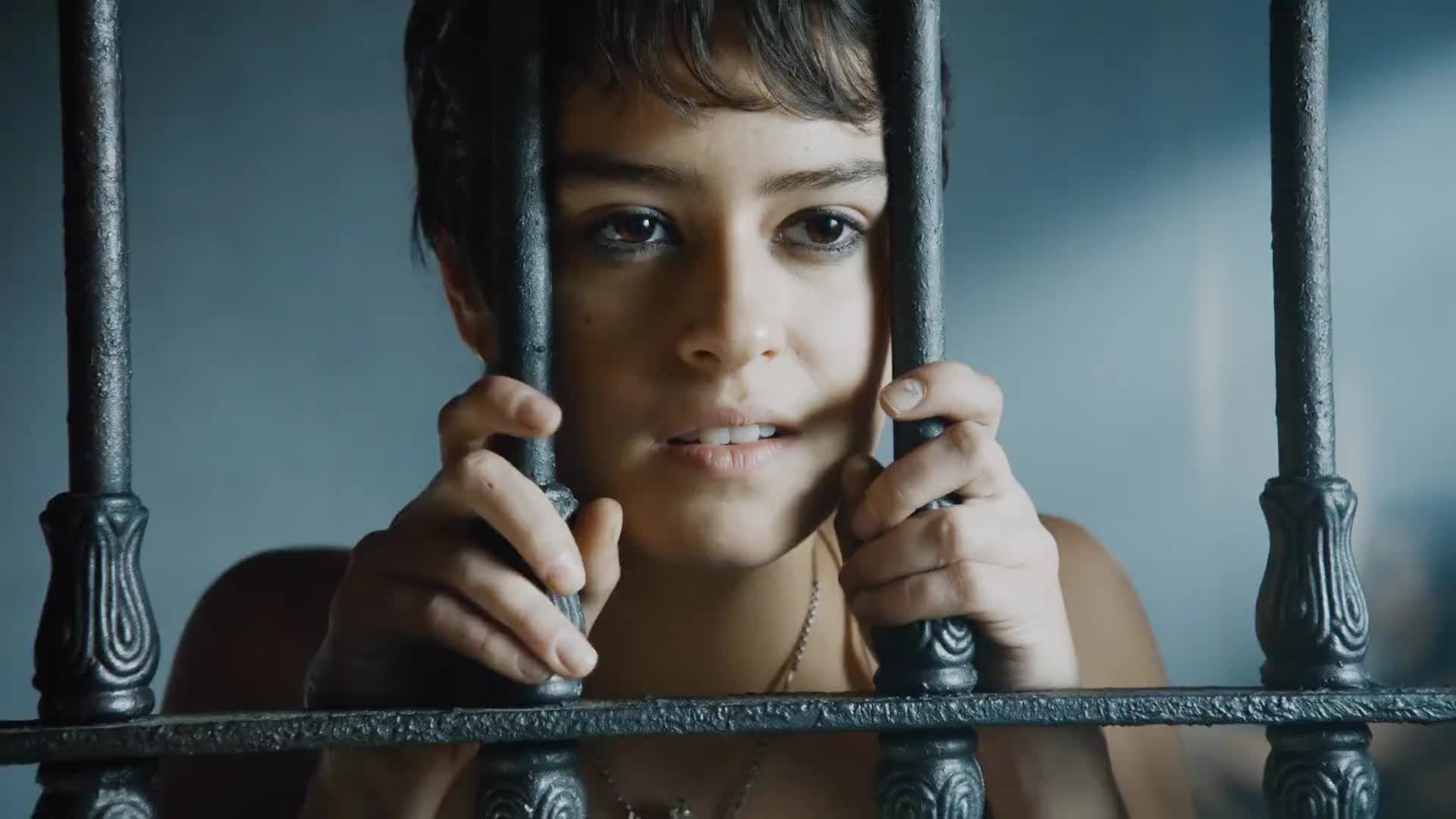 Rosabell Laurenti Sellers And Her Perfect Plots From Game Of Thrones