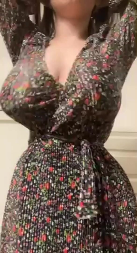 My Nipples Love To Be Braless