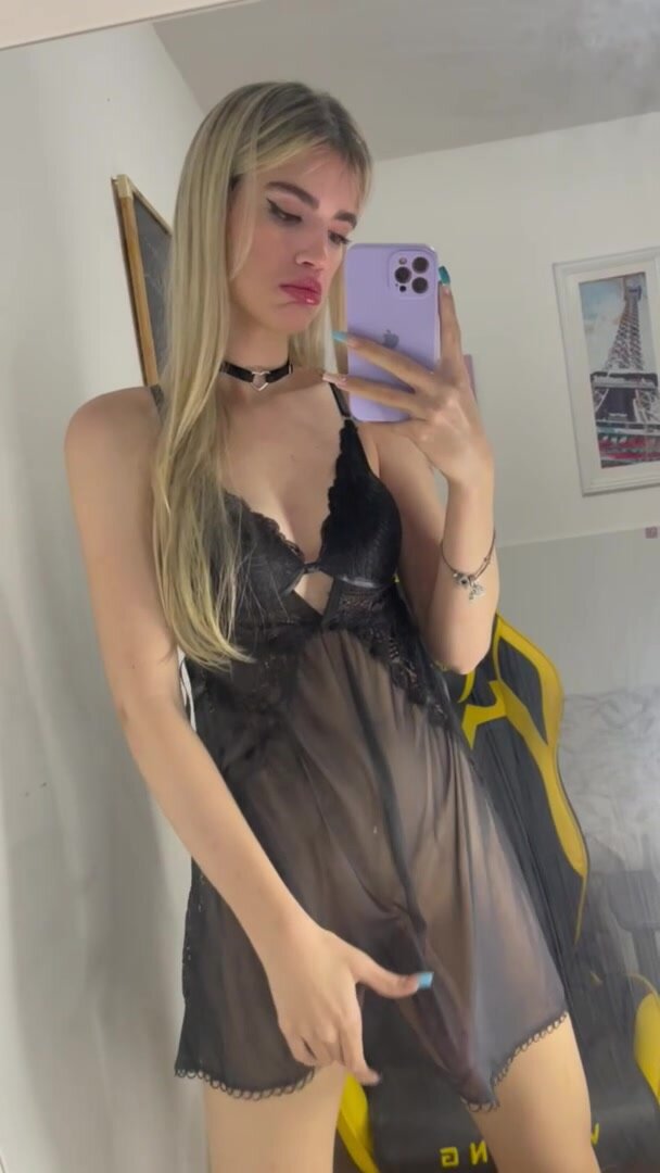 Emo sluts do it best