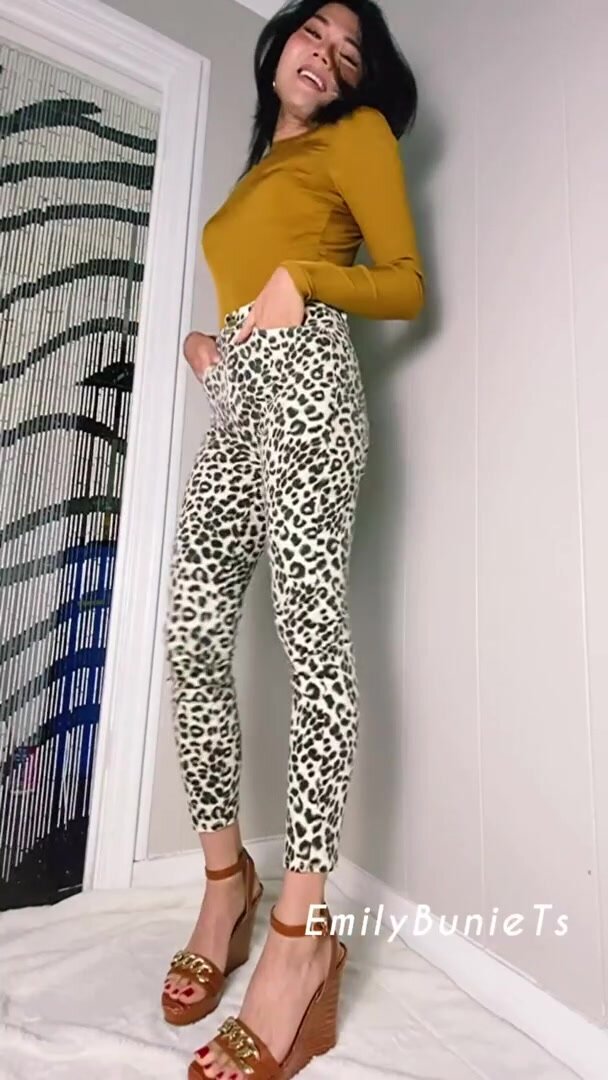I Want You Between My Legs